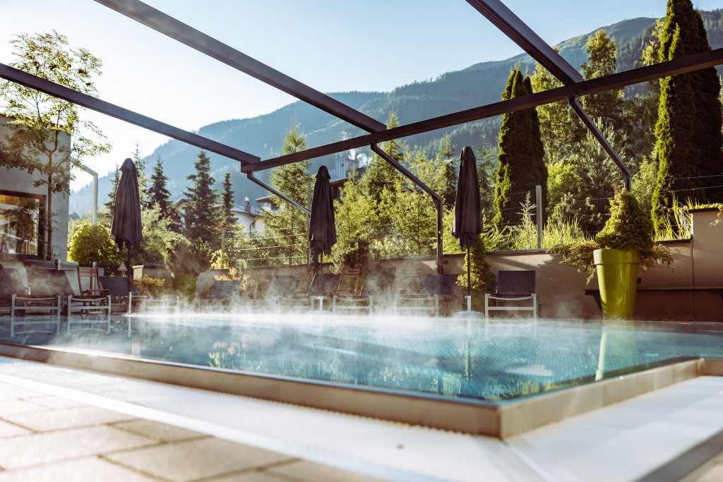 Pure Relaxation im Wellnesshotel Alpen Karawanserai in Saalbach ...